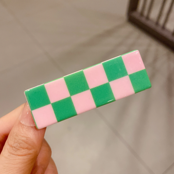 Glossy Checkerboard Hair Clip (8 Colours) – Ice Cream Cake