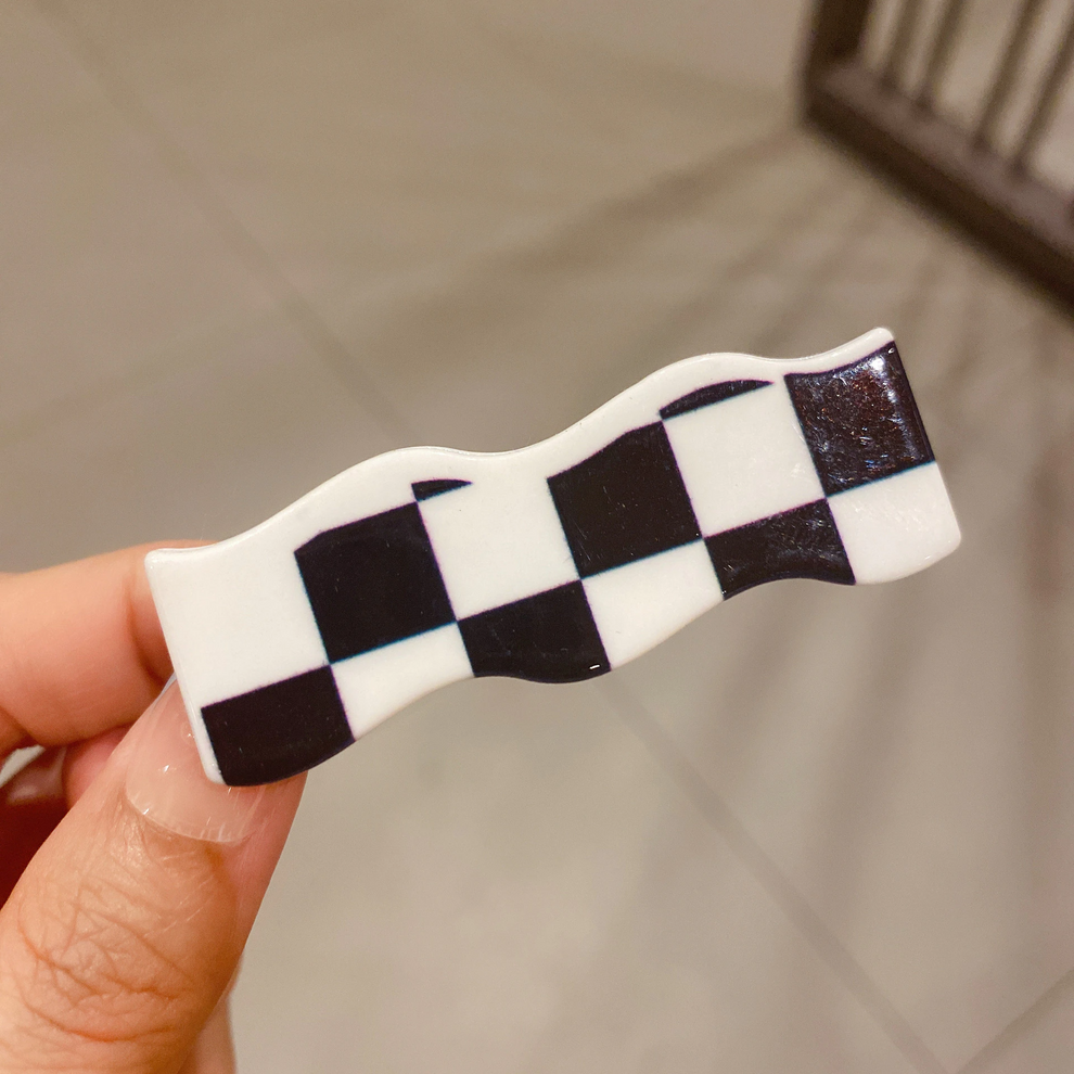 Glossy Checkerboard Hair Clip (8 Colours) – Ice Cream Cake