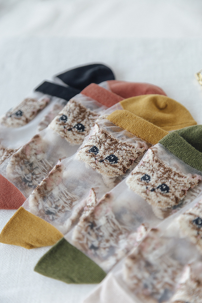 Sheer Embroidered Cat Face Crew Socks (8 Colours) – Ice Cream Cake