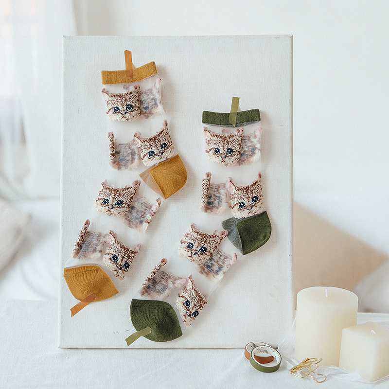 Sheer Embroidered Cat Face Crew Socks (8 Colours) – Ice Cream Cake